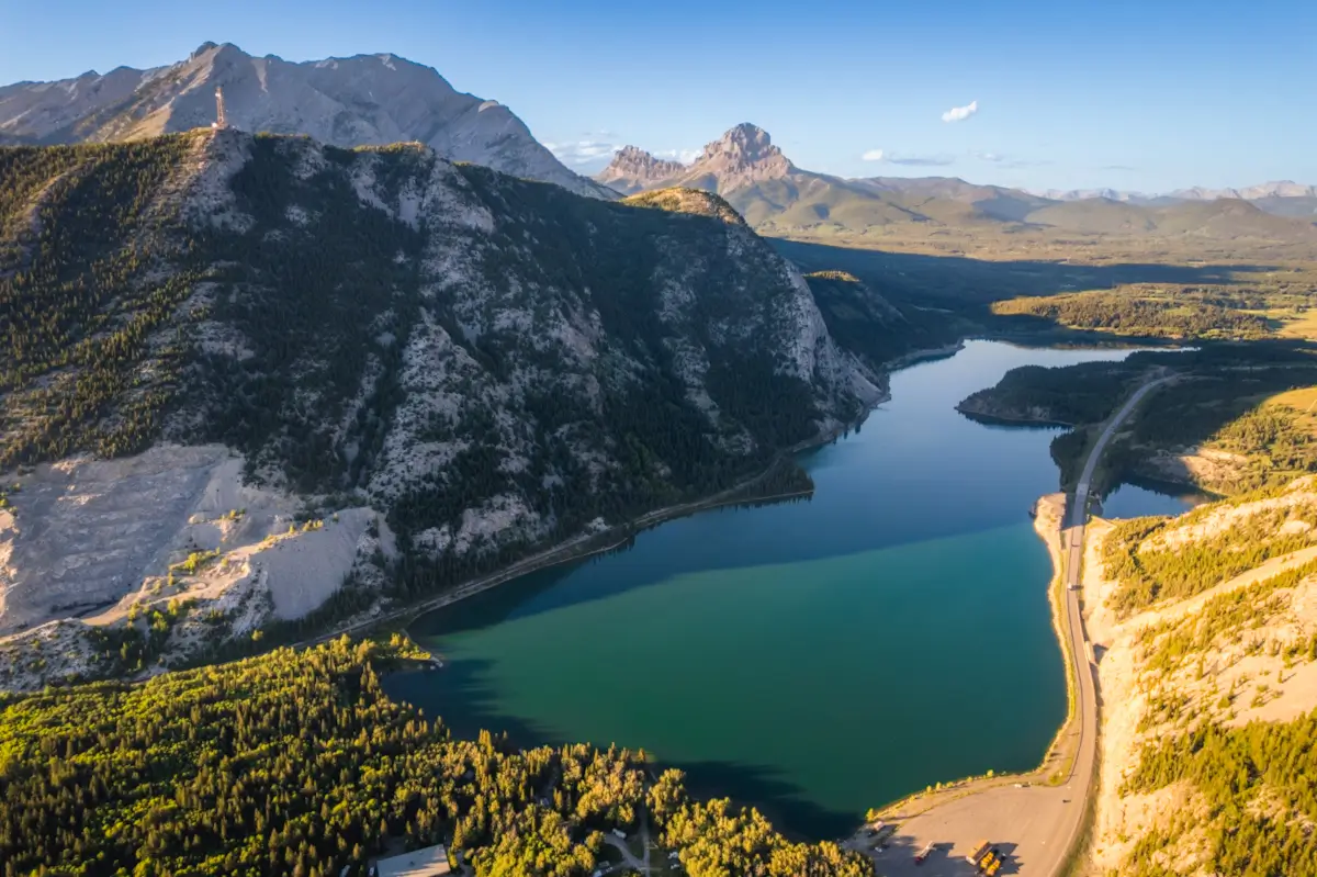 29 Best Things to Do in the Crowsnest Pass: The Complete Guide